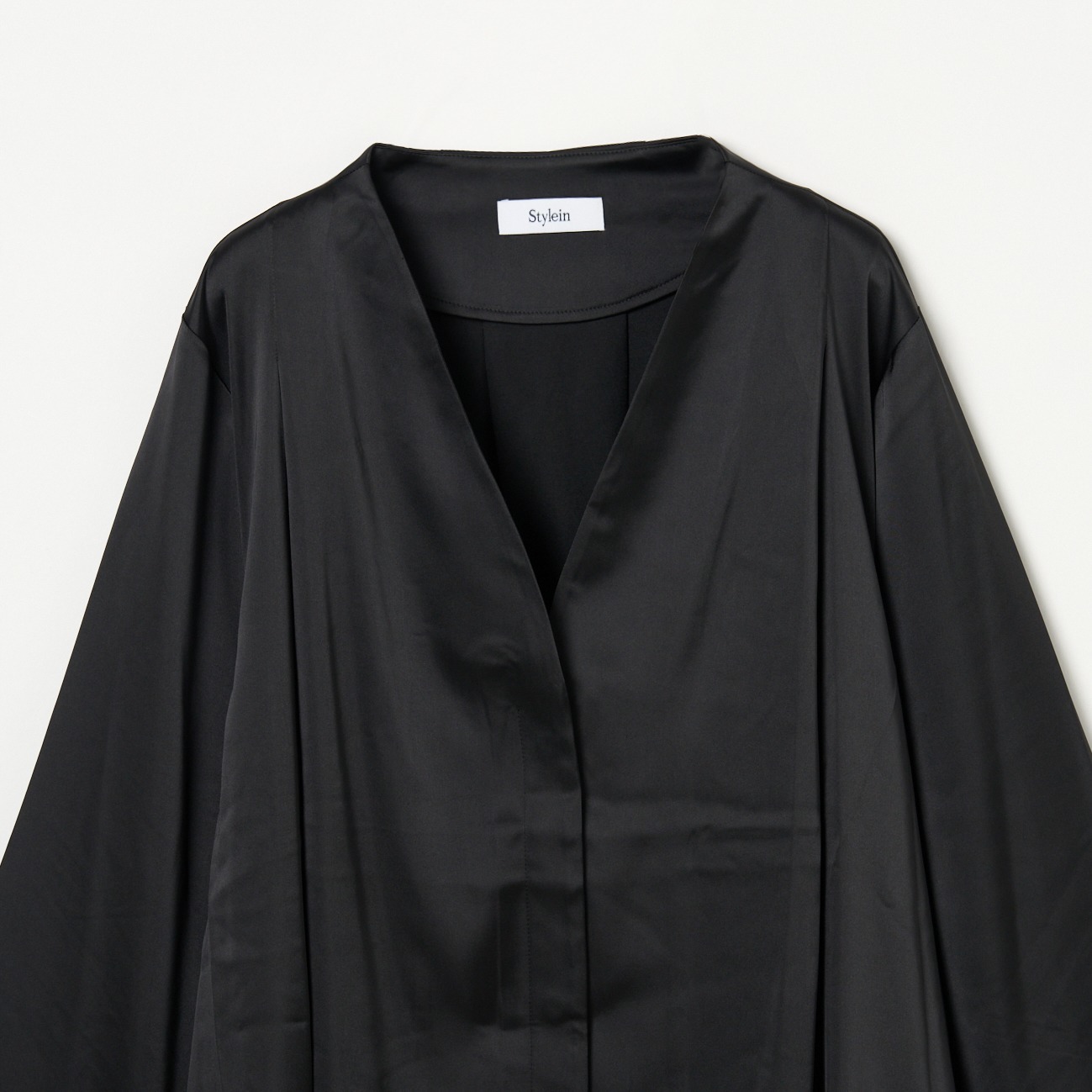 NO COLLAR BLOUSE｜Stylein｜HÉLIOPÔLE（エリオポール）公式オンラインストア